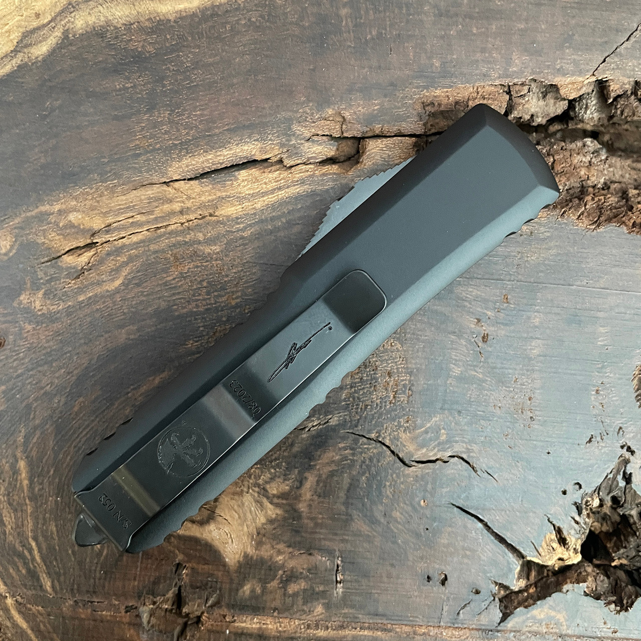 Microtech UTX-85 D/E Shadow DLC Damascus Standard DLC Hardware 232 ...