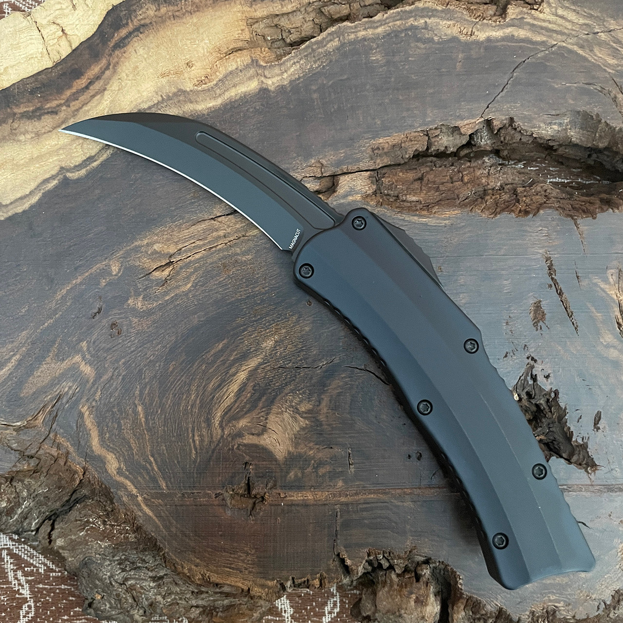Heretic Knives Roc Curved Otf Breakthrough Toxic Green Handle Two Tone