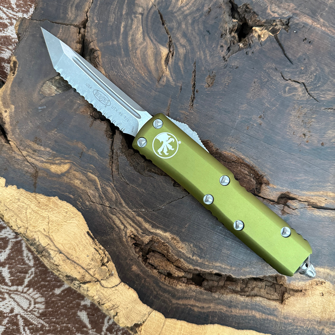 Microtech UTX 85 T E OD Green Apocalyptic Full Serrated 233 12APOD Microtech UTX 85 T E OD Green Apocalyptic Full Serrated 233 12APOD