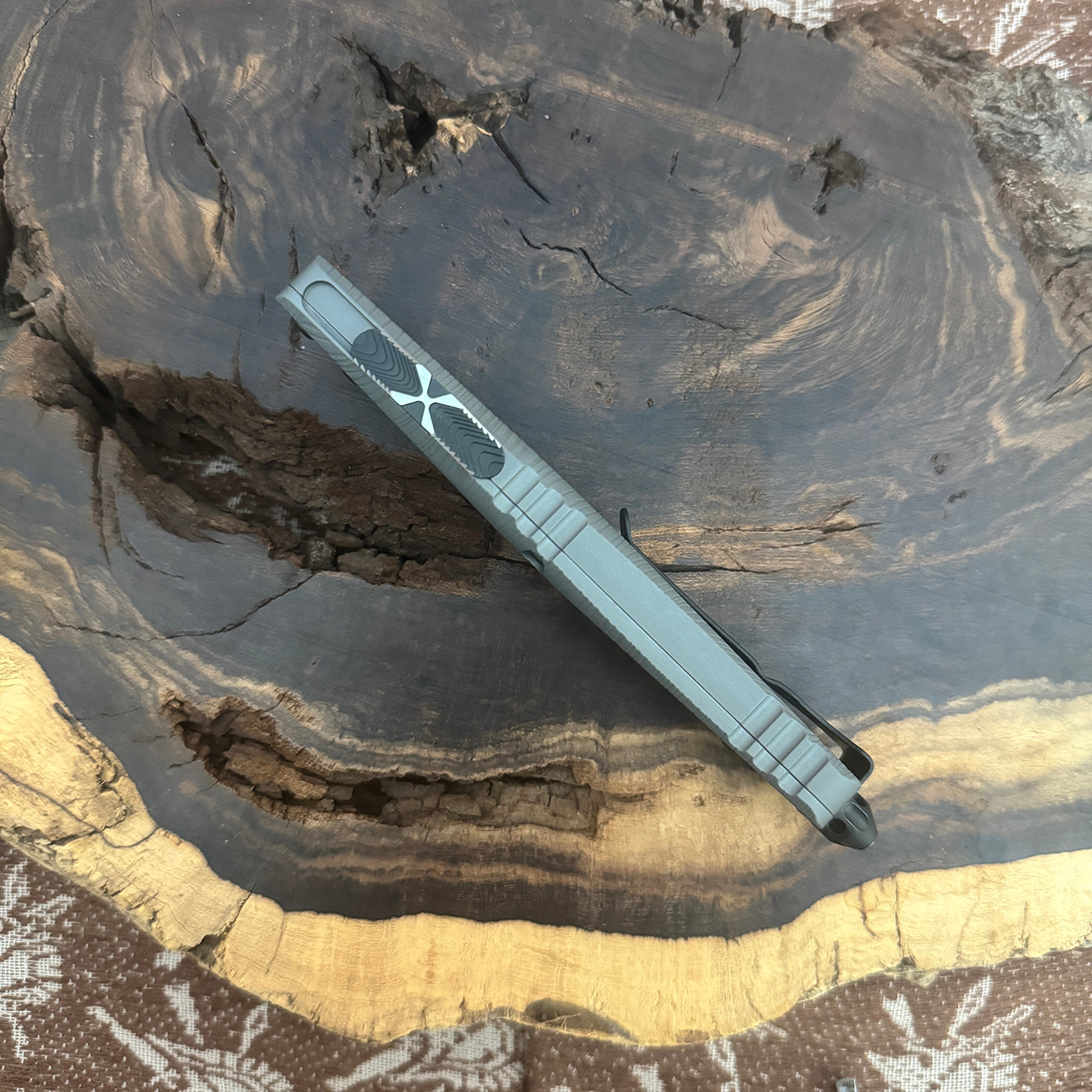 Microtech Combat Troodon D/E Beskar Dagger Aluminum Handle Damascus ...