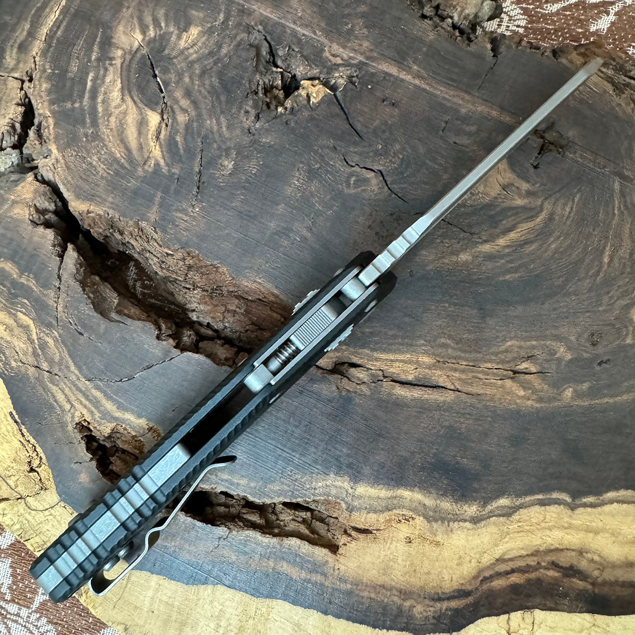 Microtech MSI RAM-LOK Fluted Black G-10 Handle Apocalyptic Serrated 210 ...