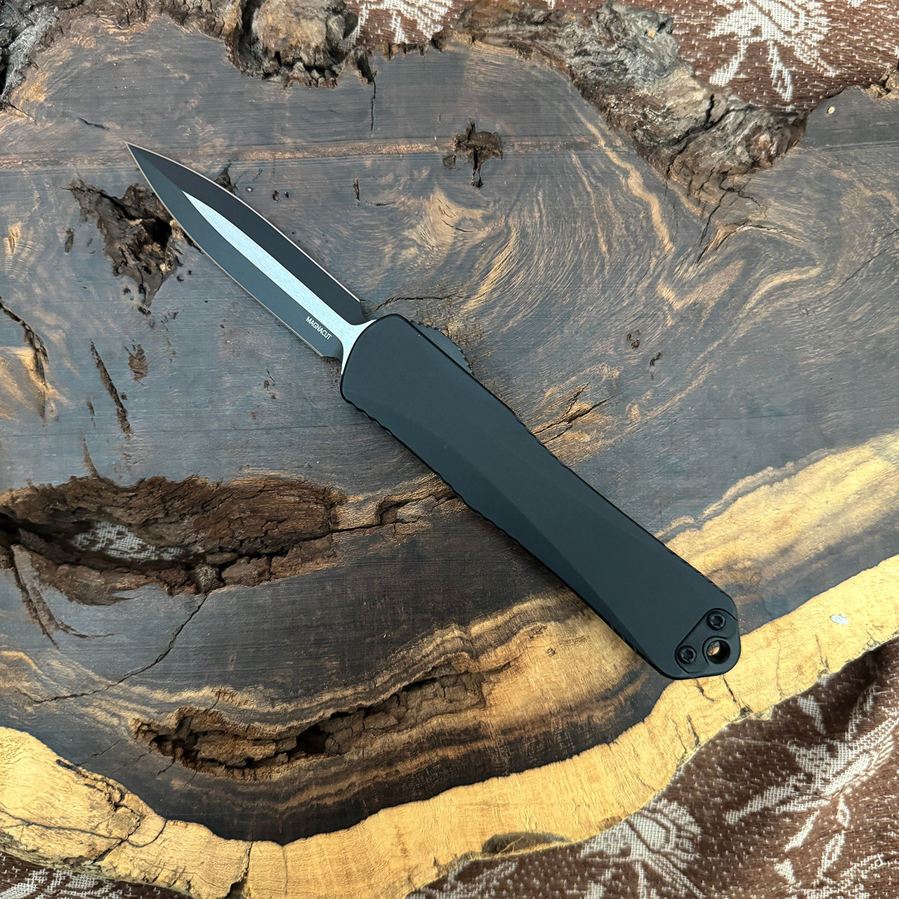 Heretic Knives Manticore E De Black Tactical Handle Two Tone Black