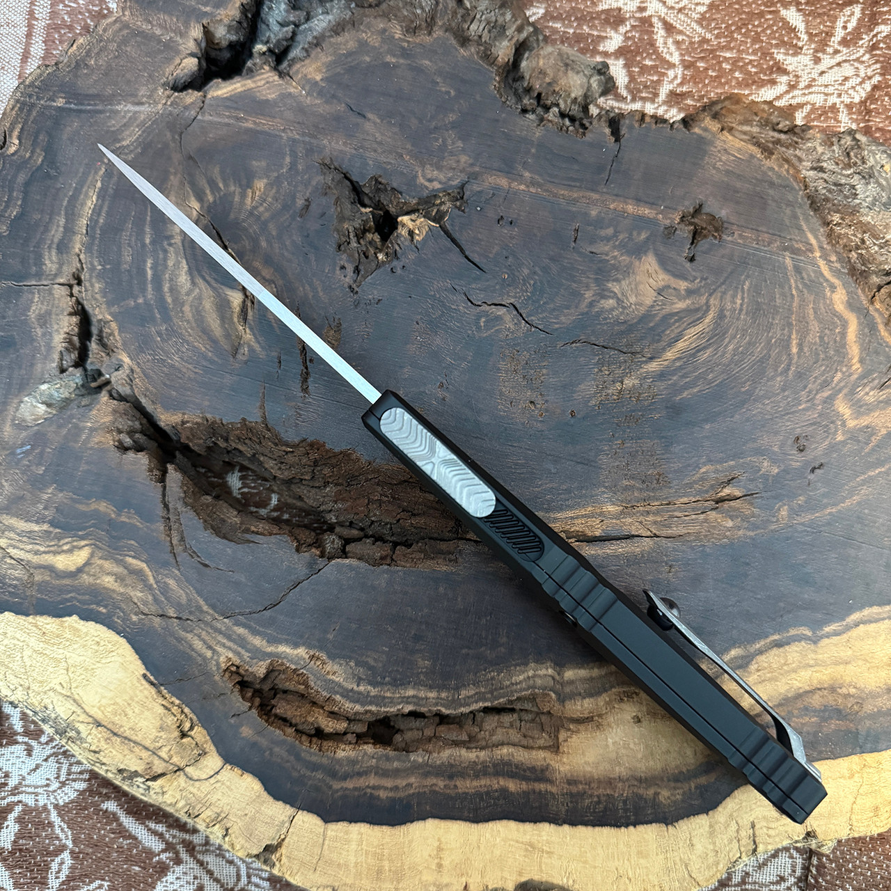 Microtech Combat Troodon Se Gen Iii Black Apocalyptic Standard 1143