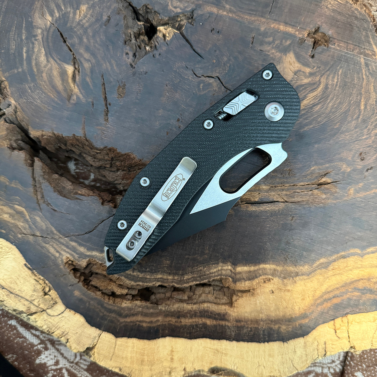 Microtech Borka Stitch Ram Lok Se Fluted Black G 10 Black Serrated