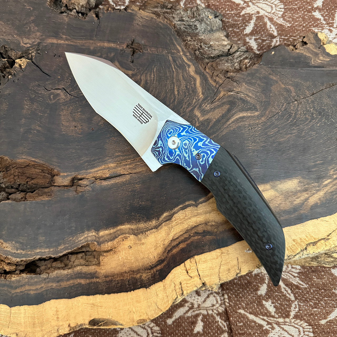 Tashi Bharucha Custom Terrier Frame Lock Full Dress Carbon Fiber Handle ...
