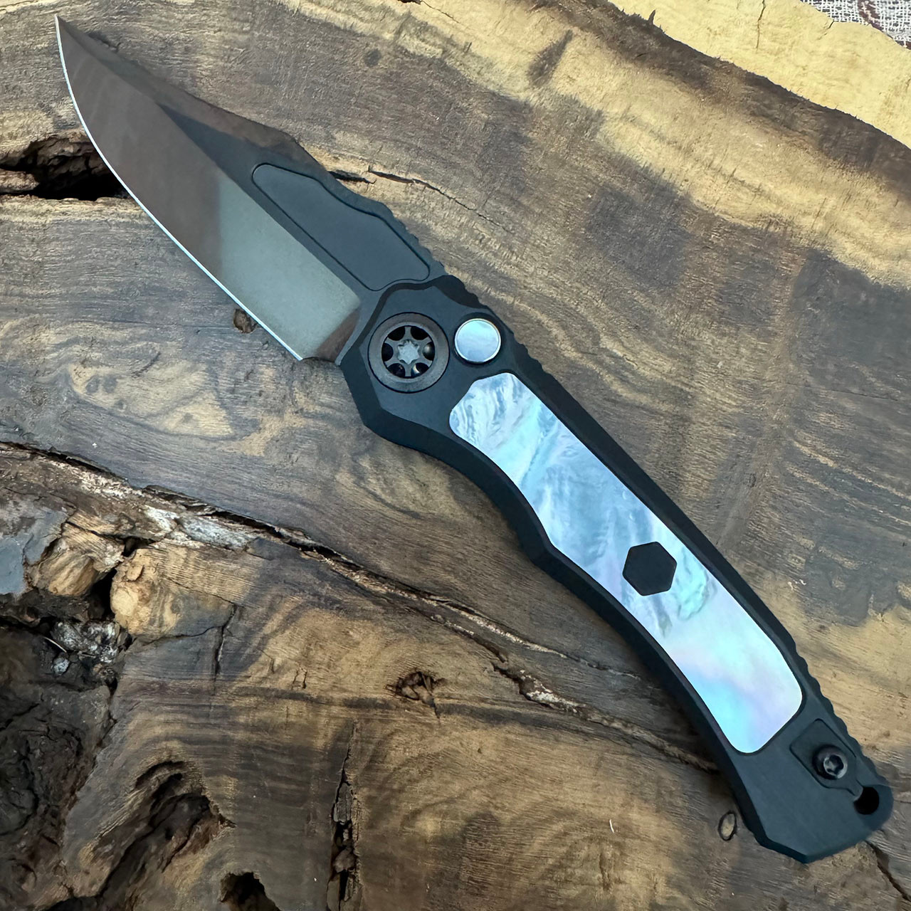 Heretic Knives Custom Wraith V4 Auto Bowie Hefted Aluminum Handles W