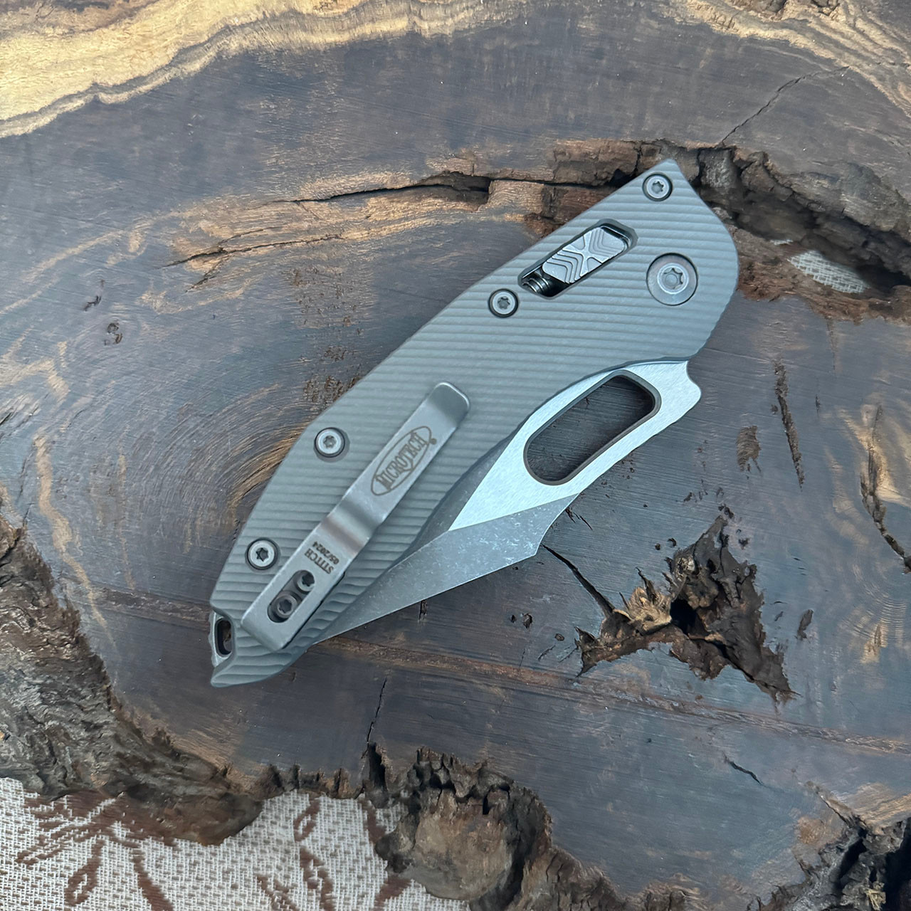 Microtech Borka Stitch RAM-LOK S/E Fluted Natural Clear Aluminum ...