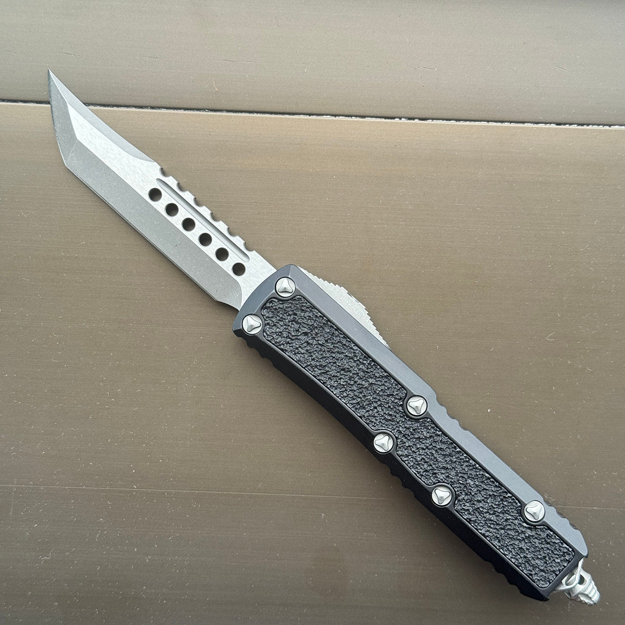 Microtech Daytona Hellhound Grip Inlay Black Handle Apocalyptic ...