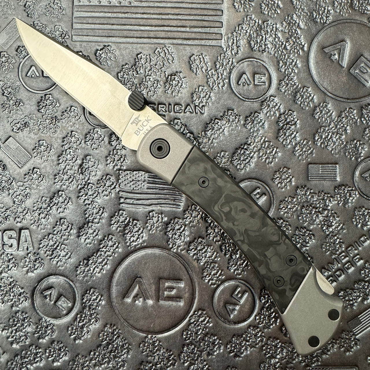 Buck 110 Limited Edition 2021 Folding Hunter Lock Back Marbled Carbon ...