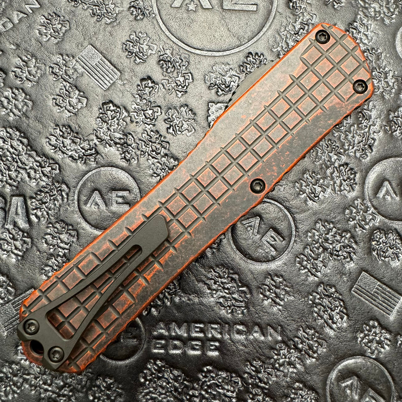 Heretic Knives Manticore X Bowie Breakthrough Orange Frag Handle DLC ...
