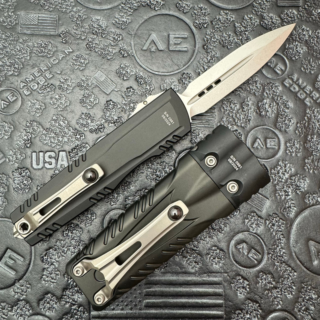 Microtech Luminary & Surefire Stiletto Pro II Set 1270-10SET | American ...
