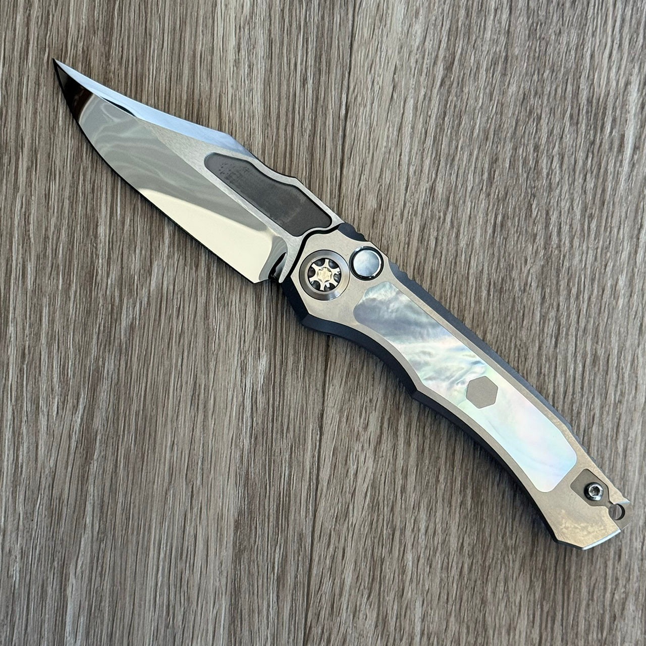 Heretic Knives Custom Wraith V4 Auto Bowie Hefted Titanium Handle W