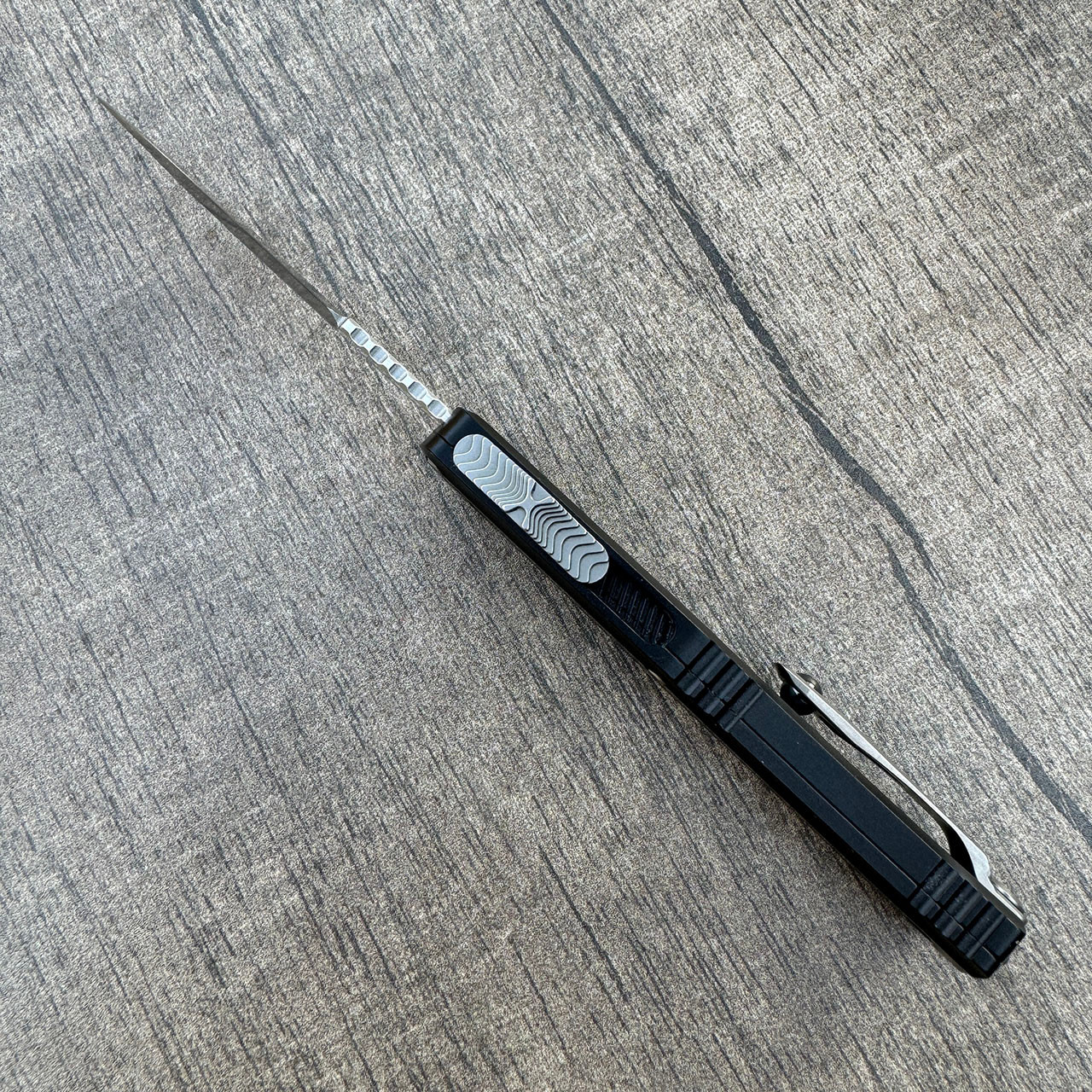 Microtech Hera II Mini Bayonet Pin Up Cowgirl Laser Black Stonewash ...