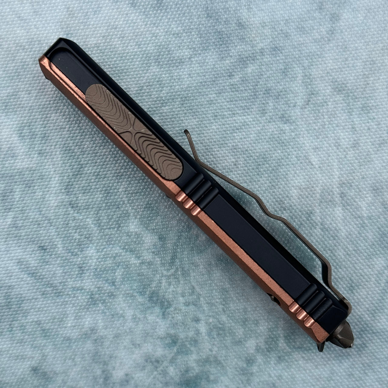 Microtech UTX-85 D/E Copper Top Bronzed Apocalyptic Signature Series ...