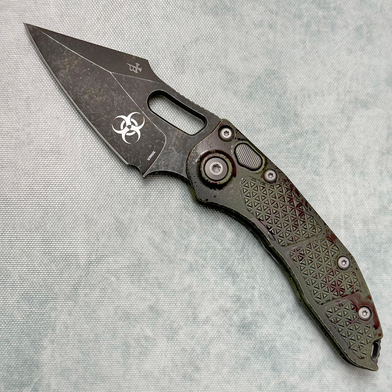 Microtech Borka Stitch Auto S/E Outbreak Standard Signature Series 169 ...