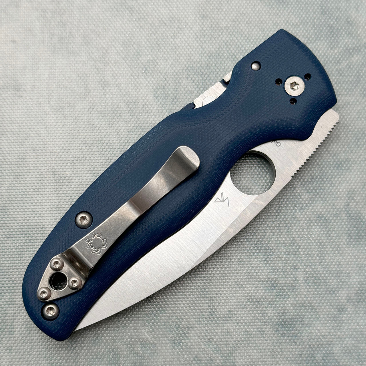 Spyderco Shaman Compression Lock Cobalt Blue G-10 Handle Satin SPY27 ...