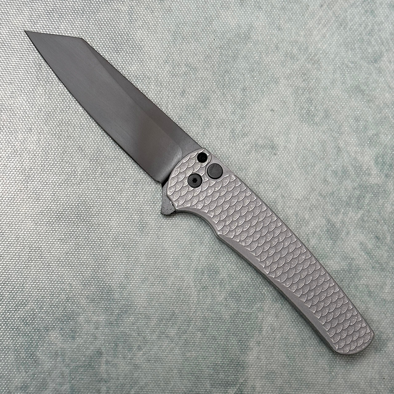 Pro Tech Malibu Button Lock Flipper Reverse Tanto Grey Battleworn