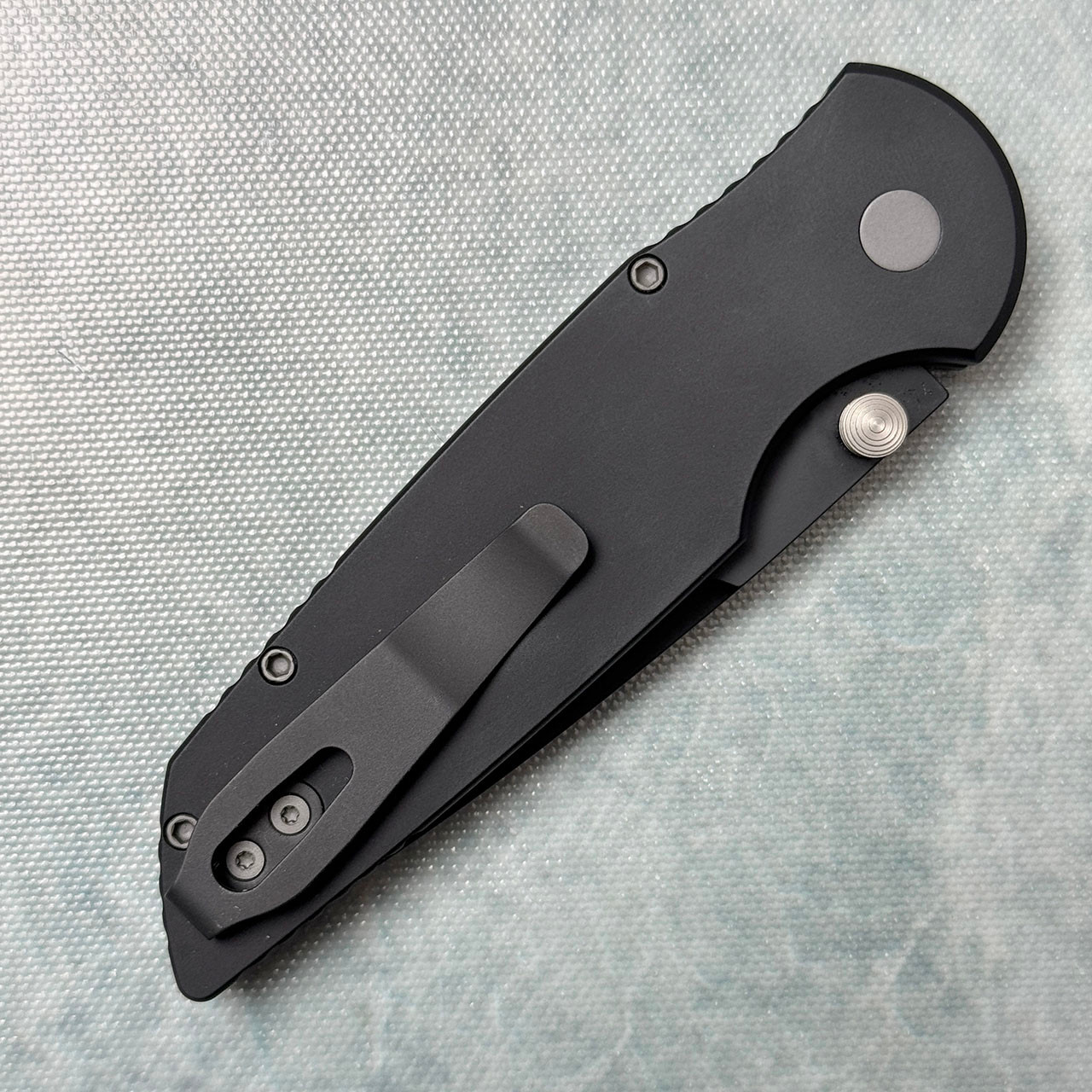 Pro Tech Tr 3 Integrity Button Lock Black Handle Black Dlc Blade Int103