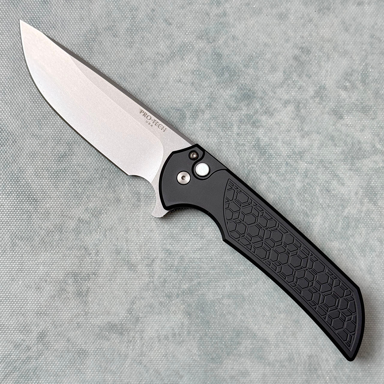 Pro Tech Mordax Button Lock Flipper Gridlock Textured Black Handle