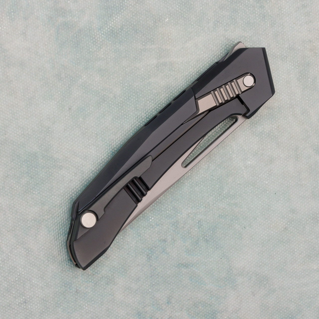 Avian Knives Atlas V2.5 Frame Lock Arcrom-X Finish Titanium Handle Bead ...