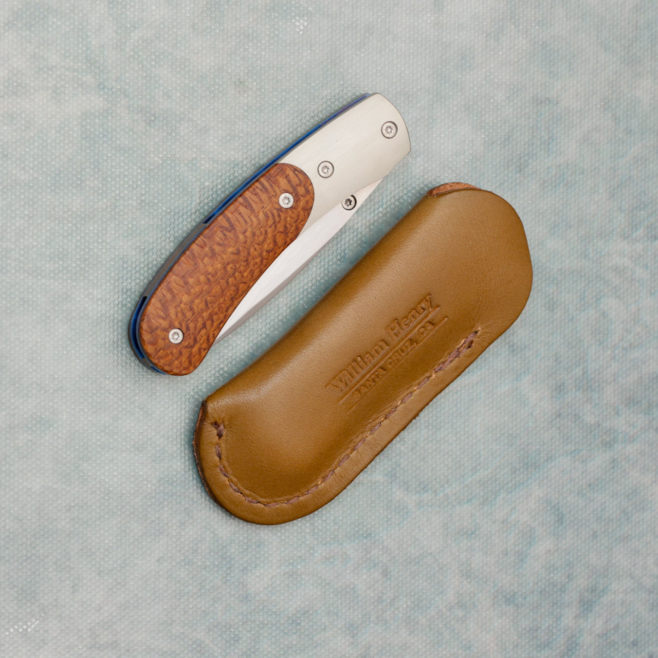 William Henry T09-W Liner Lock Fishtail Oak w/ Nickel Bolster Hand ...