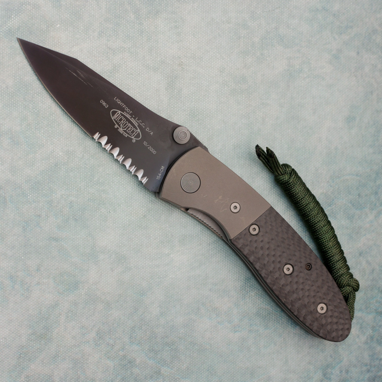 Microtech Lightfoot L.C.C. D/A Auto Carbon Fiber Black Part Serrated ...
