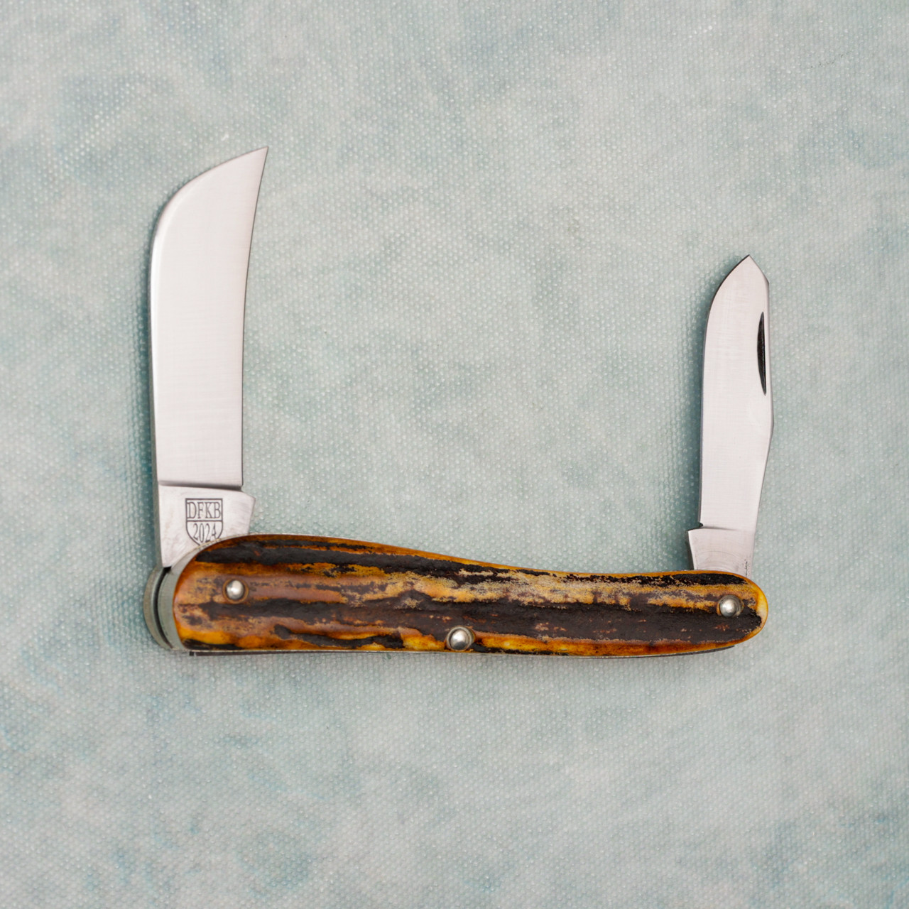 Titusville Cutlery Co Rooster Comb Genuine Burnt Stag Shadow Pattern ...