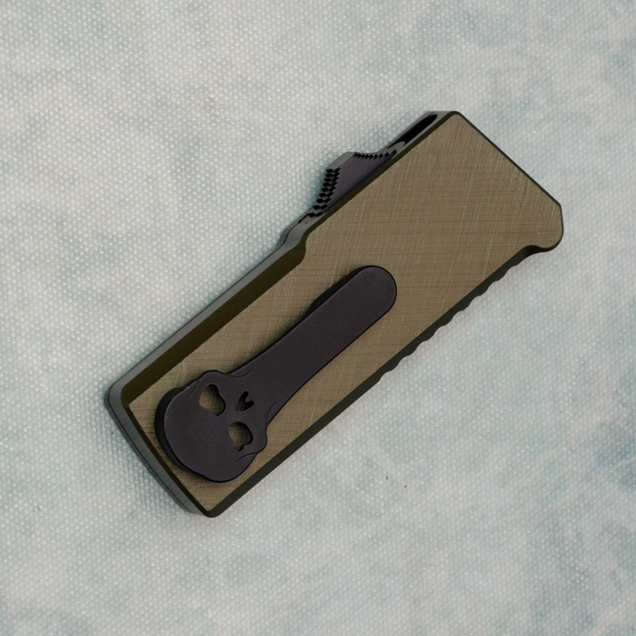Chaves Knives Handy Utility Blade CHUB OTF Cross Hatch Black Top/OD ...