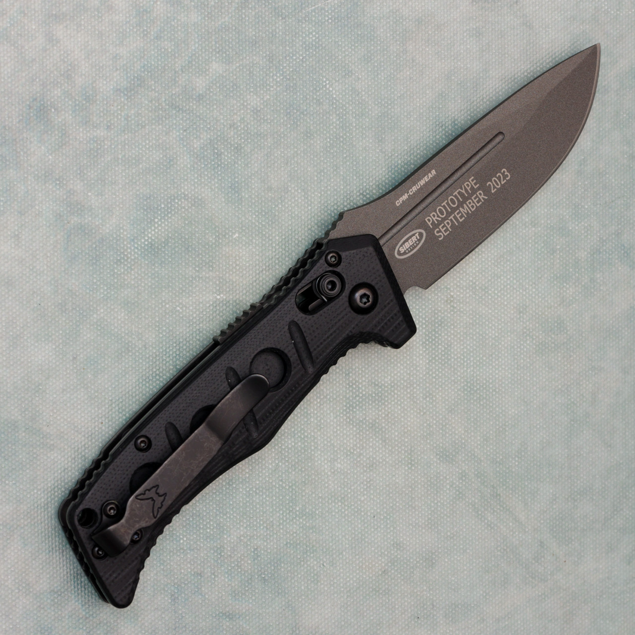 Benchmade Mini Auto Adamas Axis Lock Black G10 Handle Drop Point ...