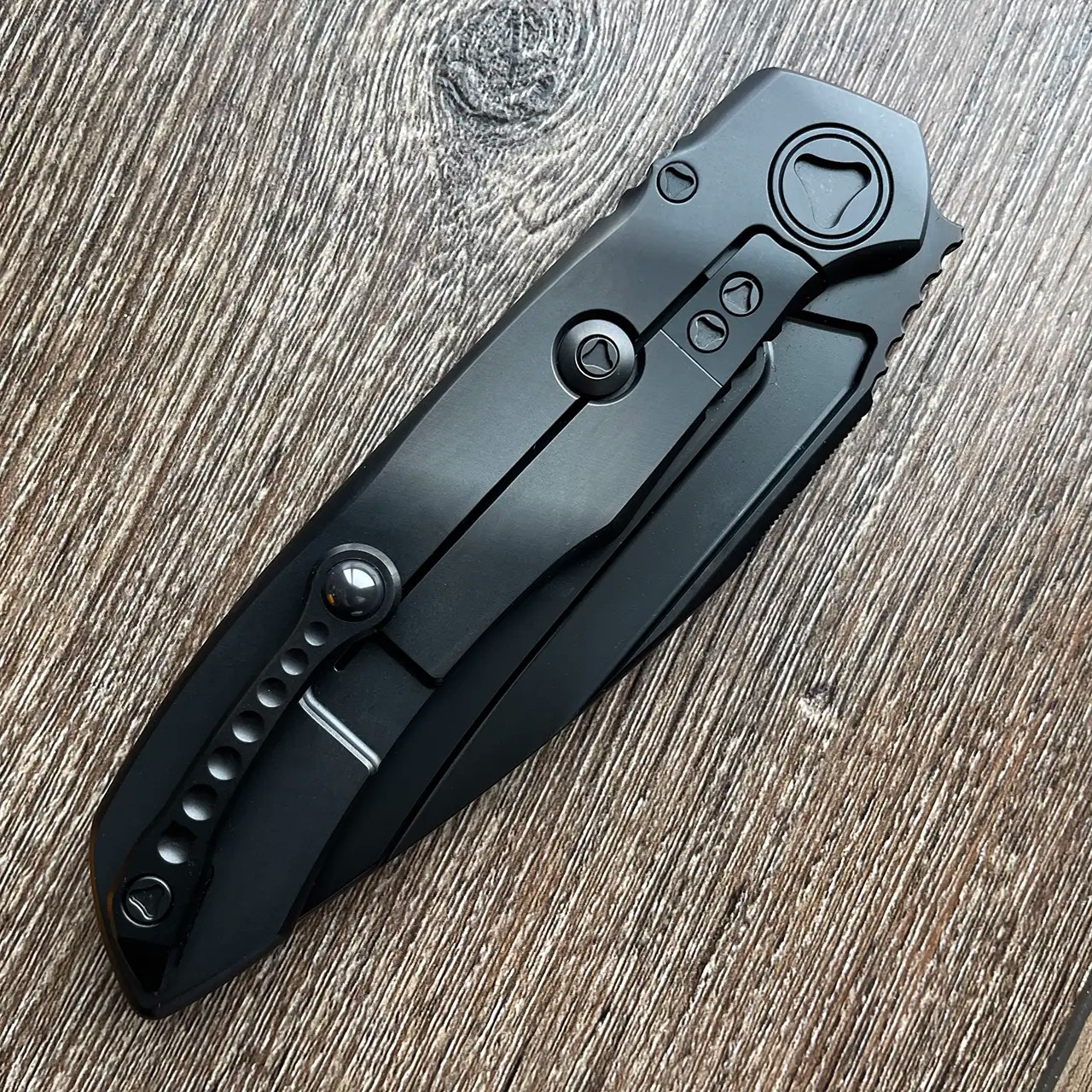 Microtech Anax Integral Frame Lock Dlc Titanium Handle W Carbon Fiber