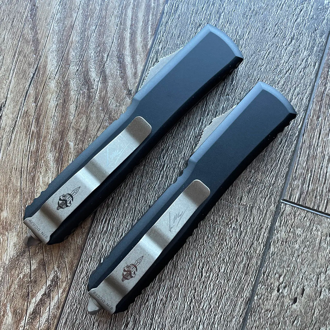 Microtech Ultratech Death Card Hellhound And Warhound Set Bronzed
