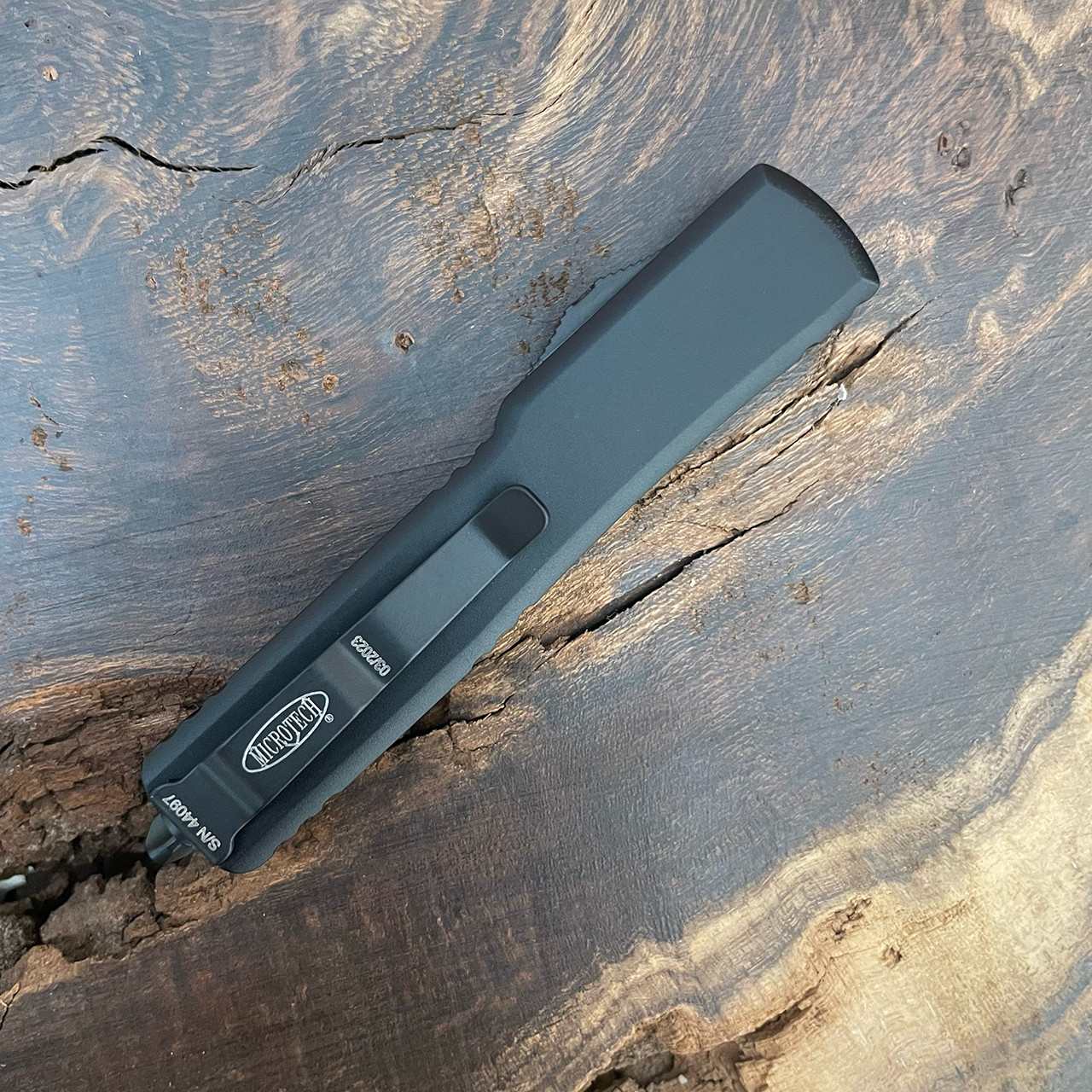 Microtech Utx 70 Te Black Tactical Handle Black Serrated 149 2t