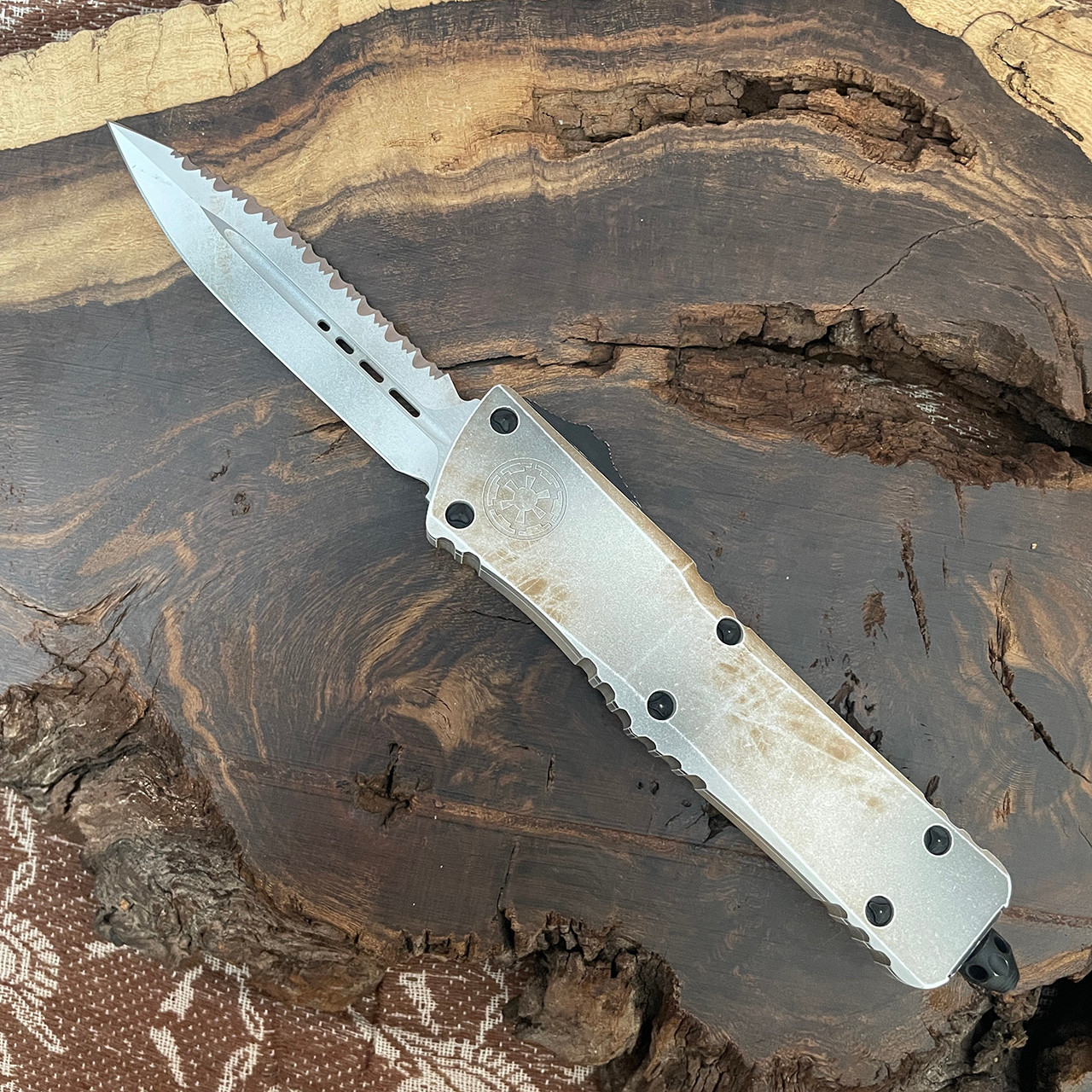 Microtech Combat Troodon D/E Sandtrooper SAD Deep Engraved Full ...