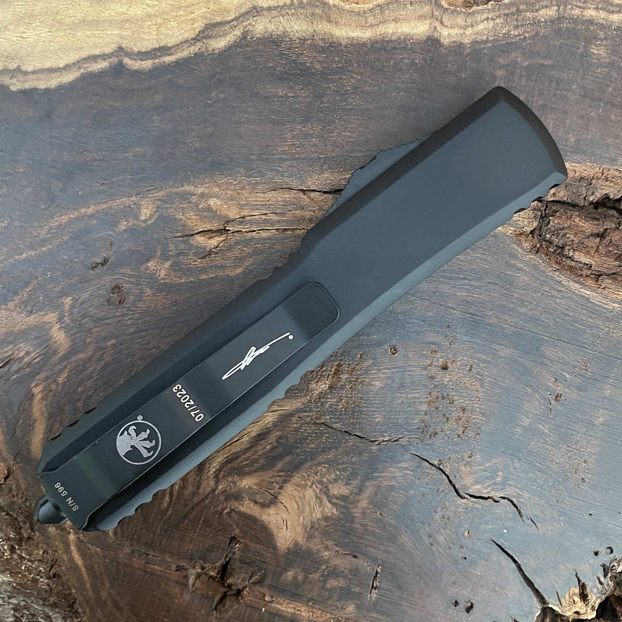 Microtech Ultratech D/E Black Frag G-10 Top Tactical Standard-Signature ...