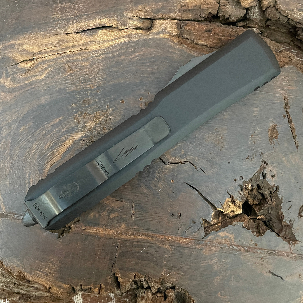 Microtech Ultratech Hellhound Shadow Carbon Fiber Top DLC Standard DLC ...