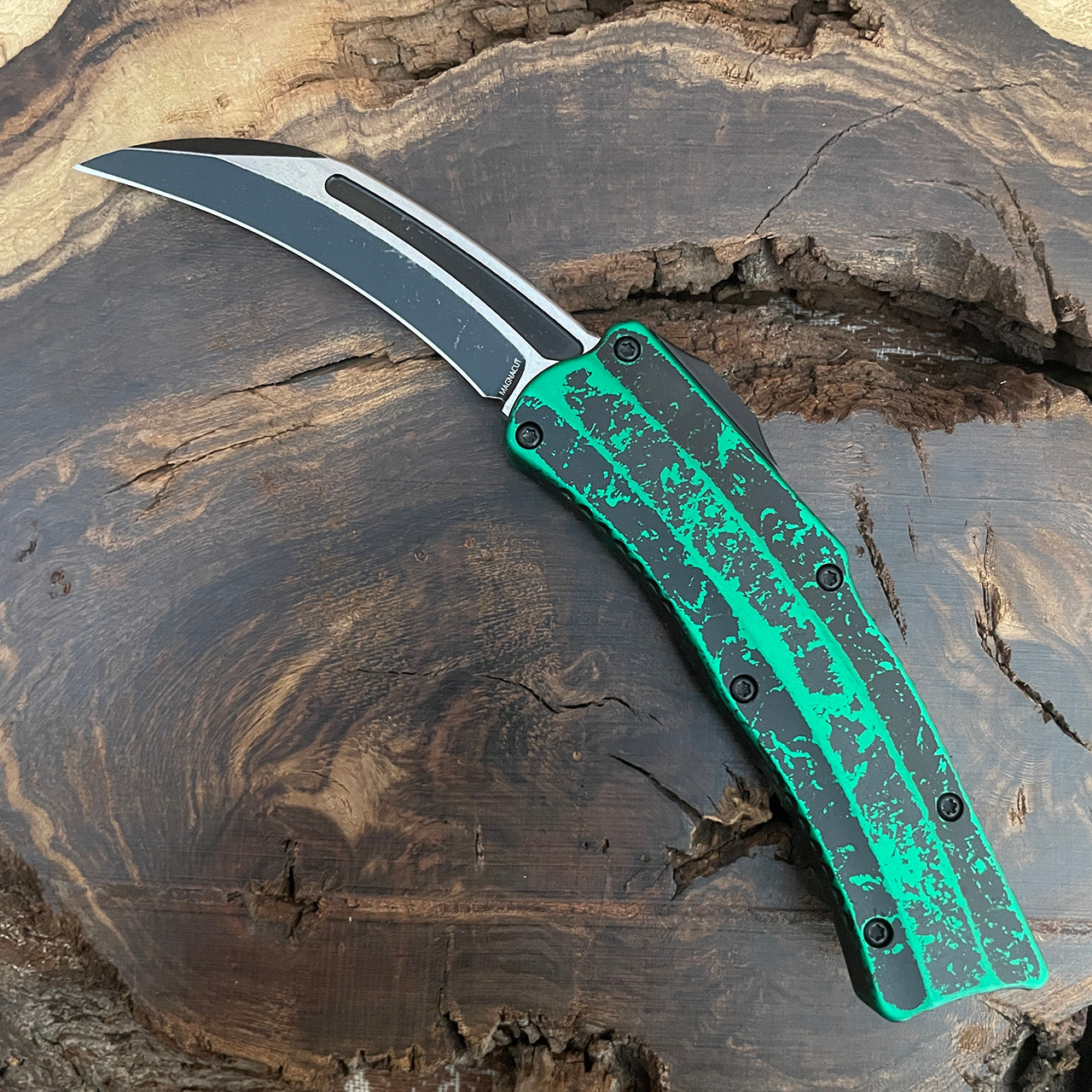 Heretic Knives ROC Curved OTF Breakthrough Toxic Green Handle Two Tone ...