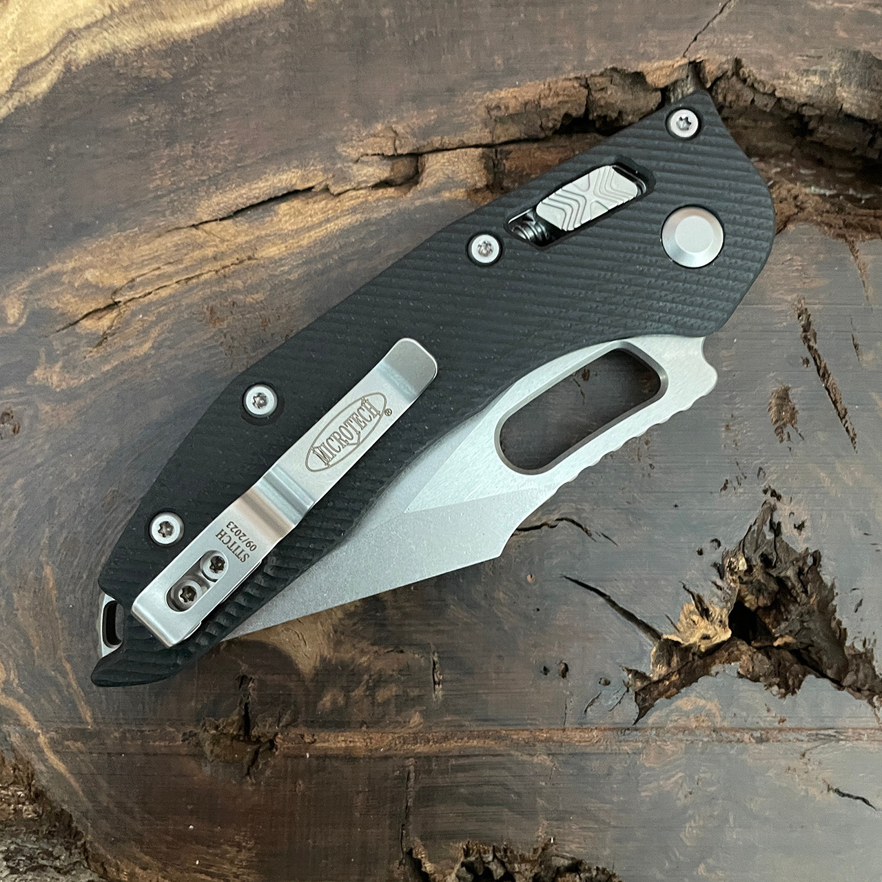 Microtech Borka Stitch Ram Lok Se Fluted Black G 10 Stonewash Serrated
