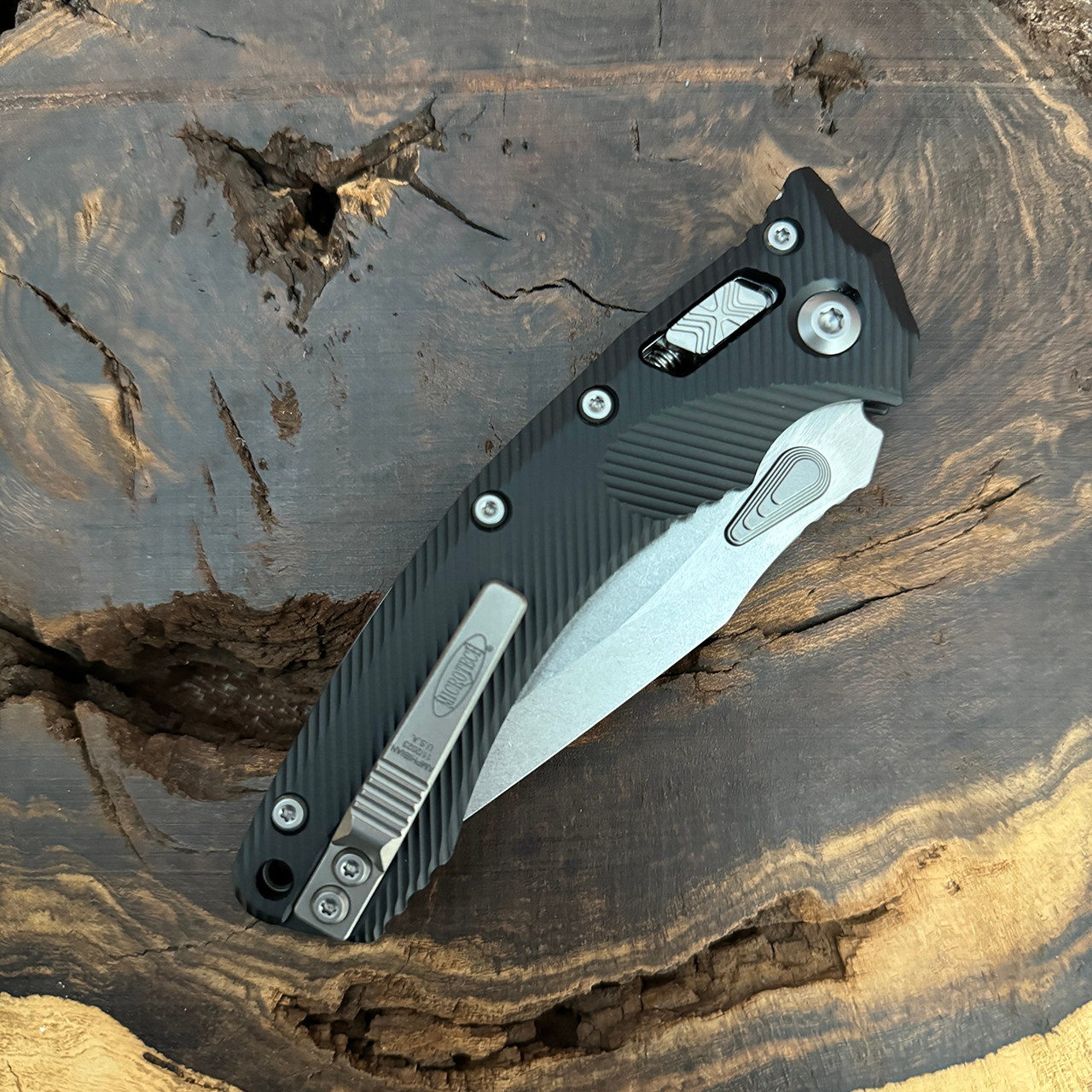 Microtech Amphibian Ram Lok Se Black Fluted Aluminum Stonewash