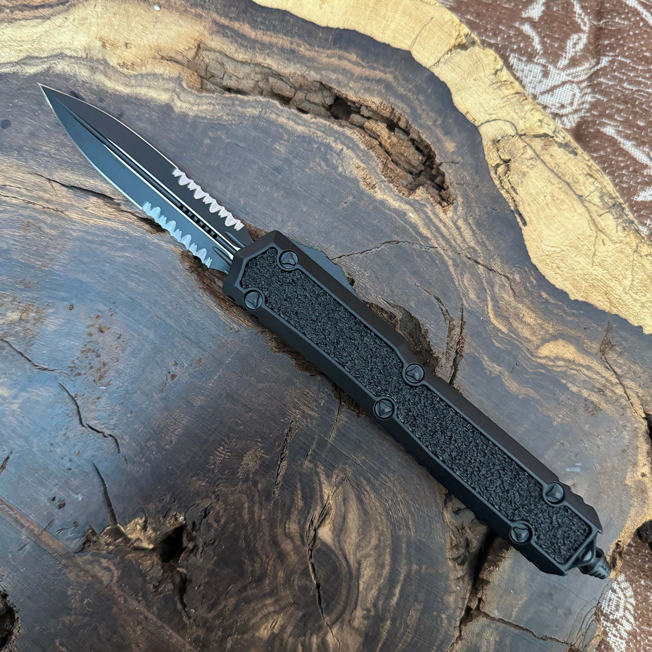 Microtech Makora D/E Tactical Serrated Nickel Boron Internals Signature ...