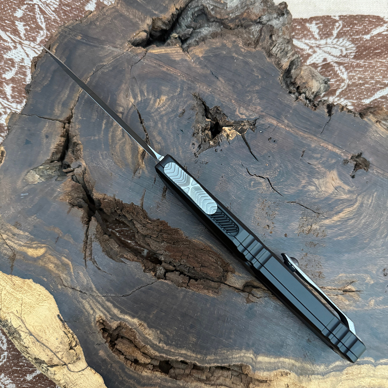 Microtech Combat Troodon De Gen Iii Black Apocalyptic Standard 1142