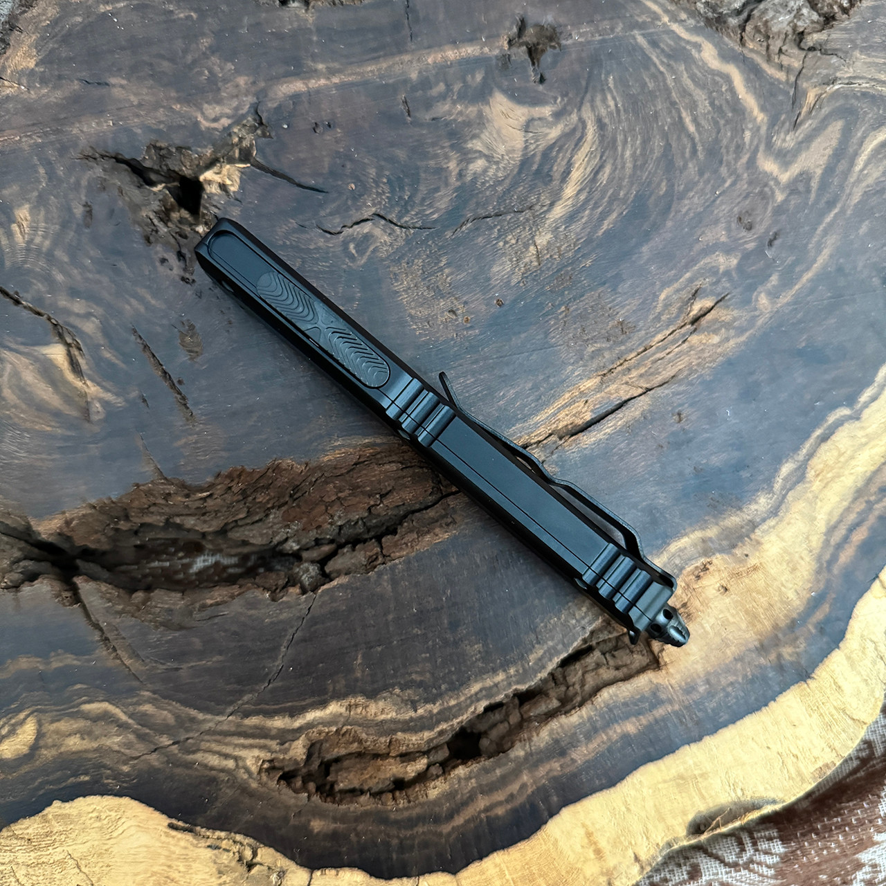 Microtech Ultratech S/E Shadow DLC Serrated DLC Hardware Signature ...