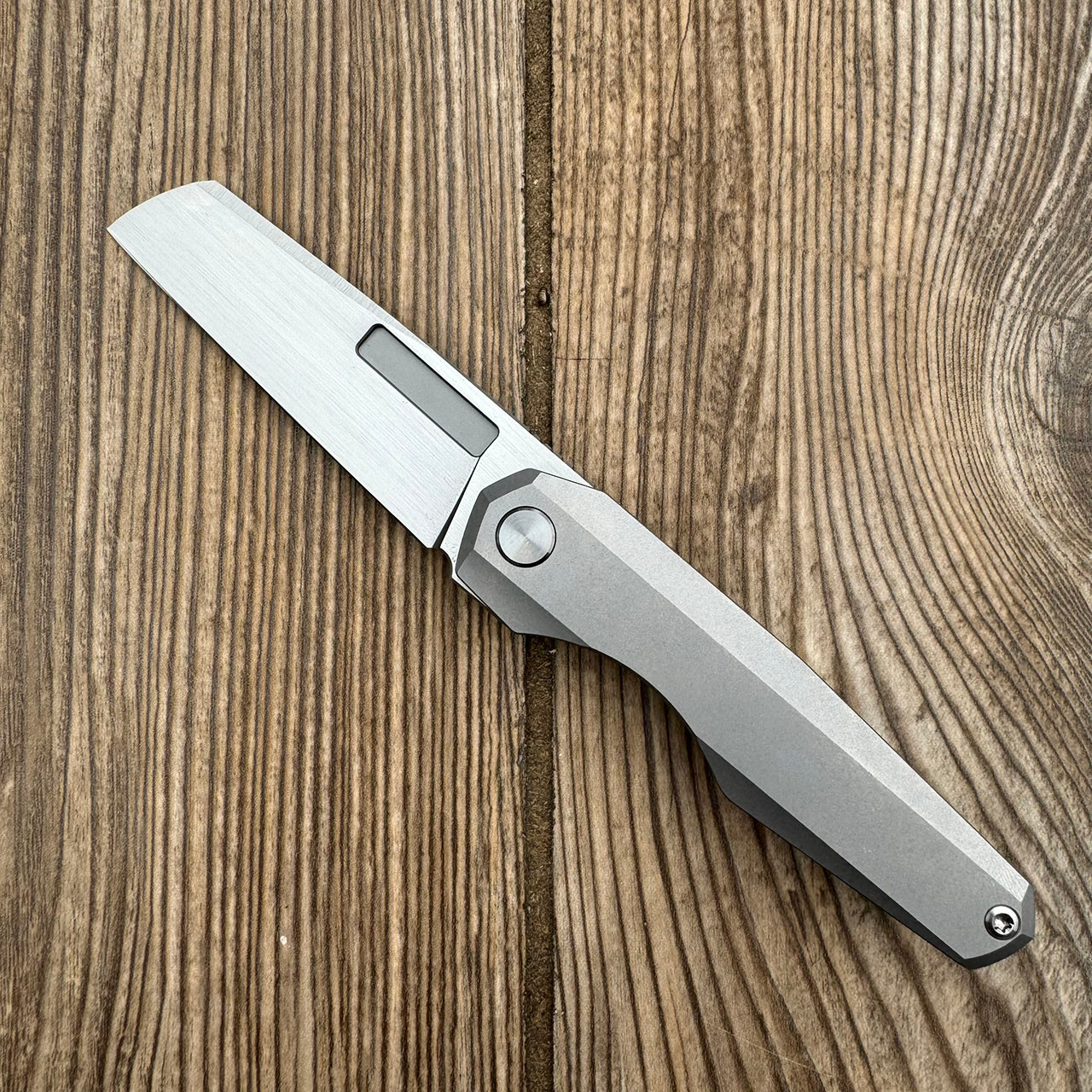 Vero Engineering Products - American Edge | American Edge Knives