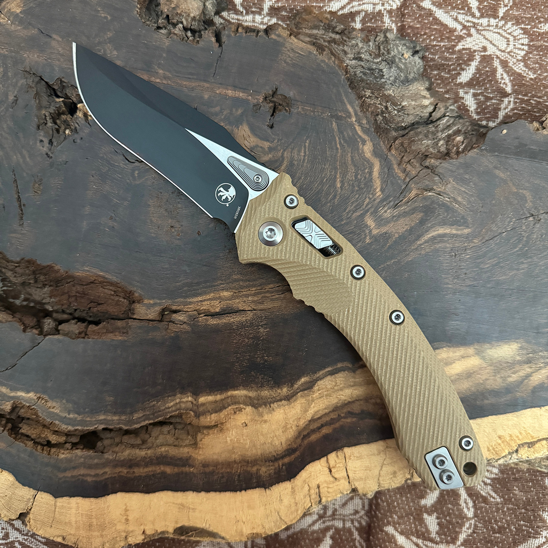 Microtech Amphibian Ram Lok Se Fluted Tan G 10 Black Standard