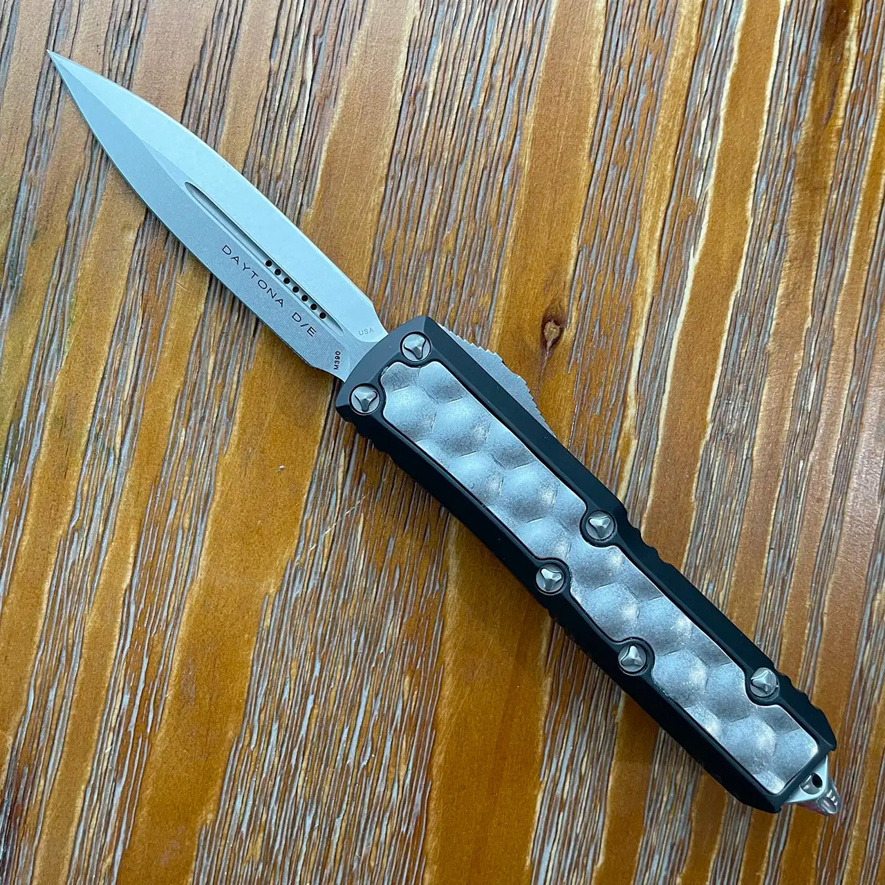 Microtech Daytona D/E Bubble Inlay Black Handle Stonewash Standard ...