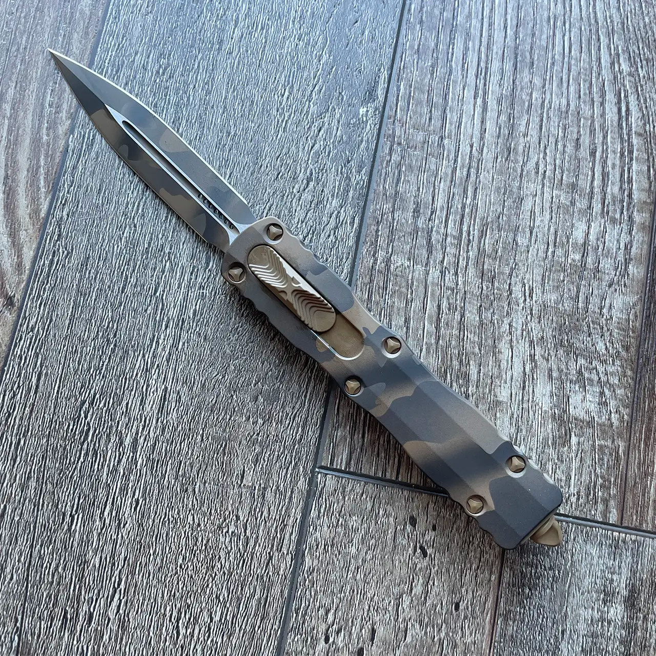 Microtech Dirac D/E Coyote Camo Standard Signature Series 225-1CCS ...