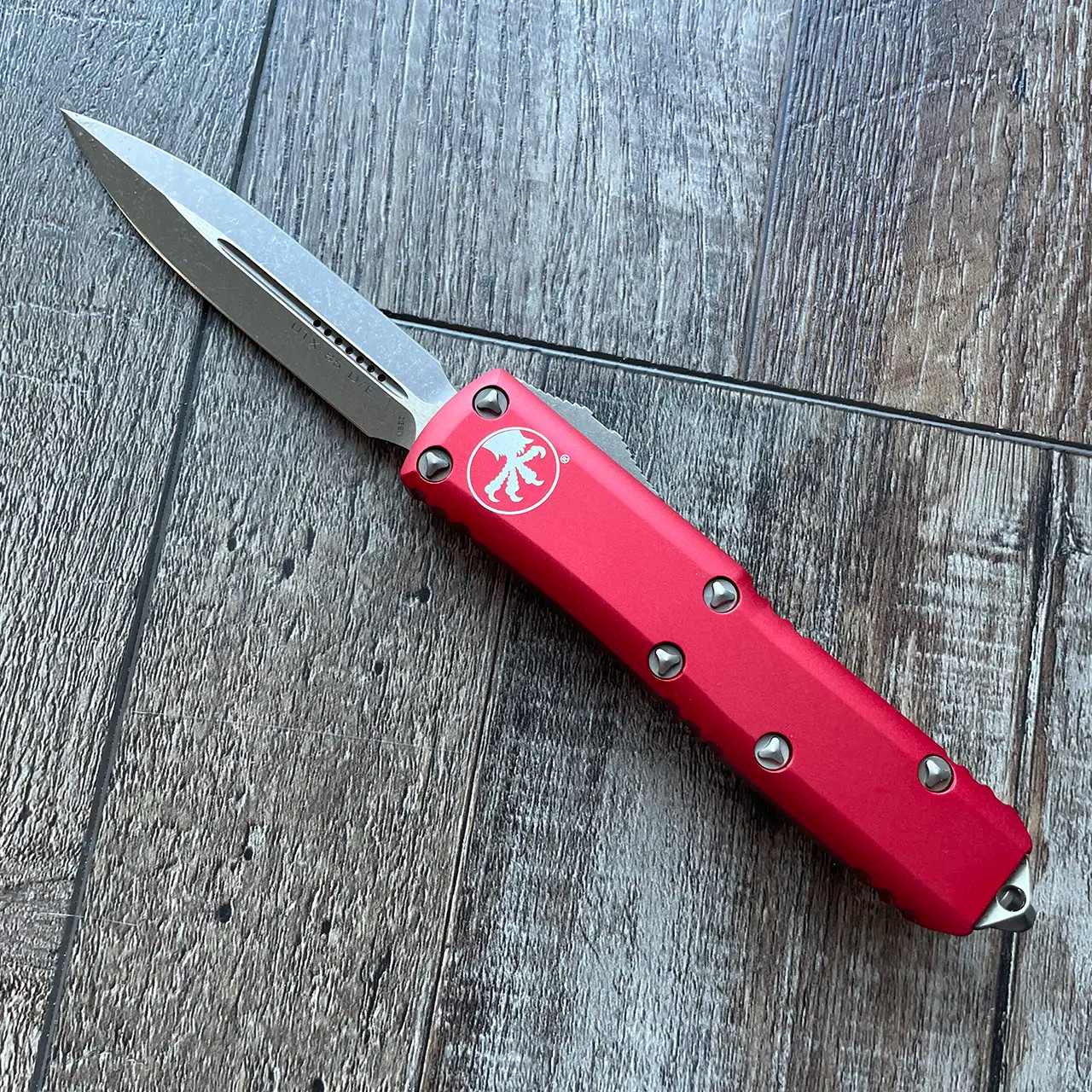 Microtech UTX-85 D/E Red Apocalyptic Standard 232-10APRD | American ...