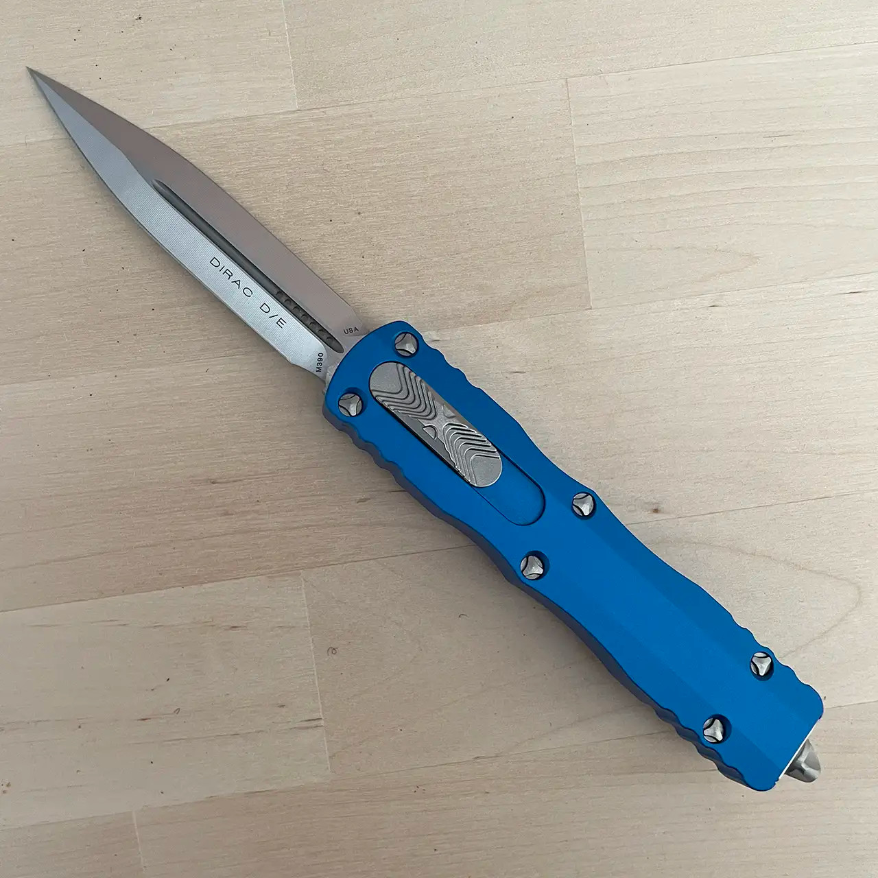 Microtech Dirac D/E Blue Satin Standard 225-4BL | American Edge Knives