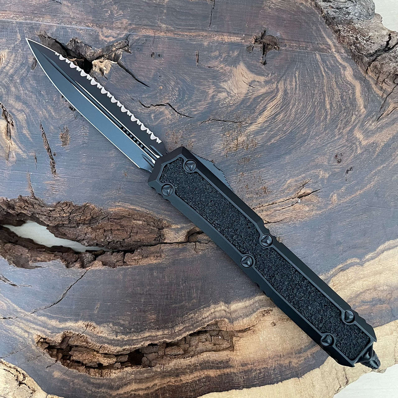 Microtech Makora D/E Black Tactical Handle w/ Black Grip Inlays Black ...