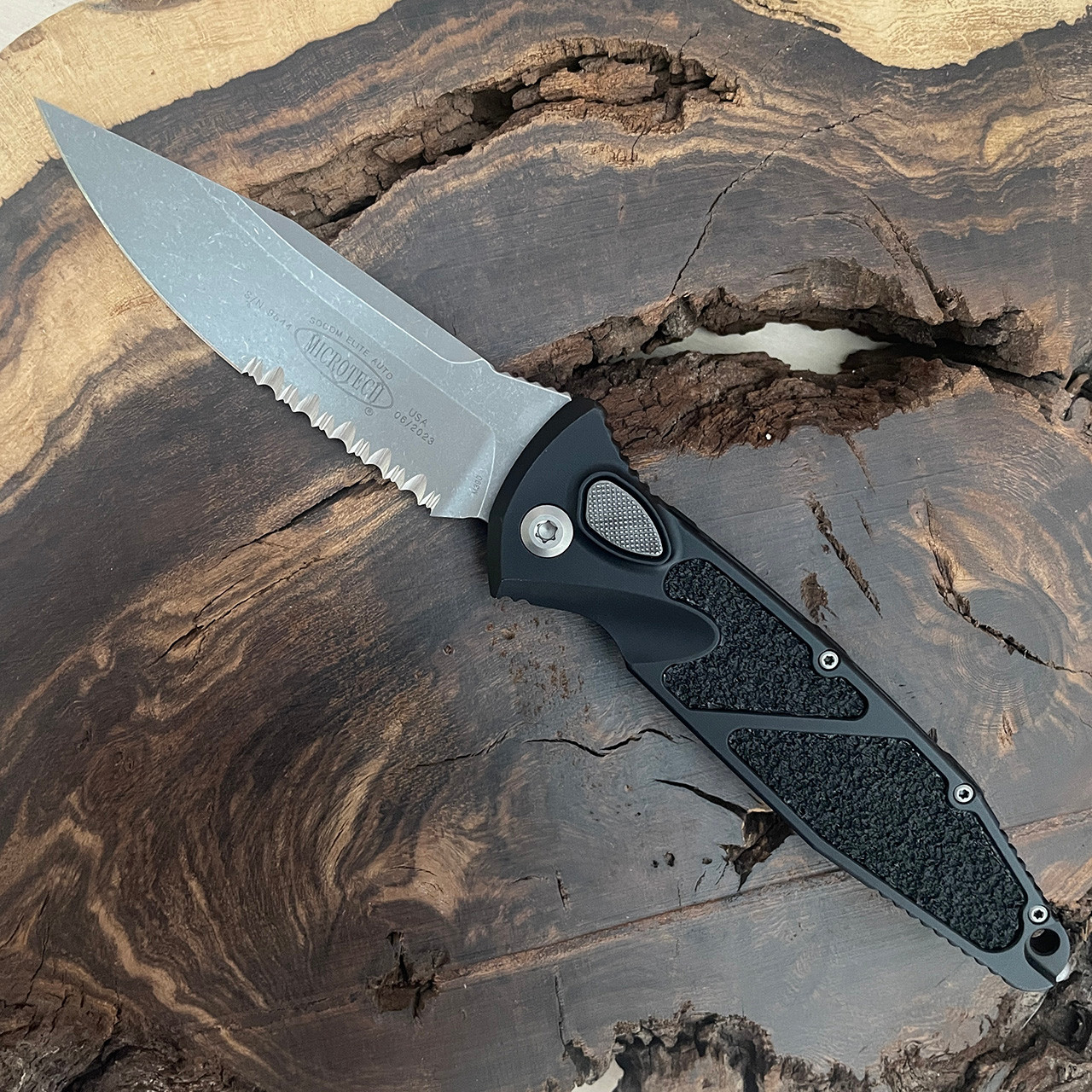 Microtech Socom Elite Auto S/E Black Tactical Serrated 160A-2T ...
