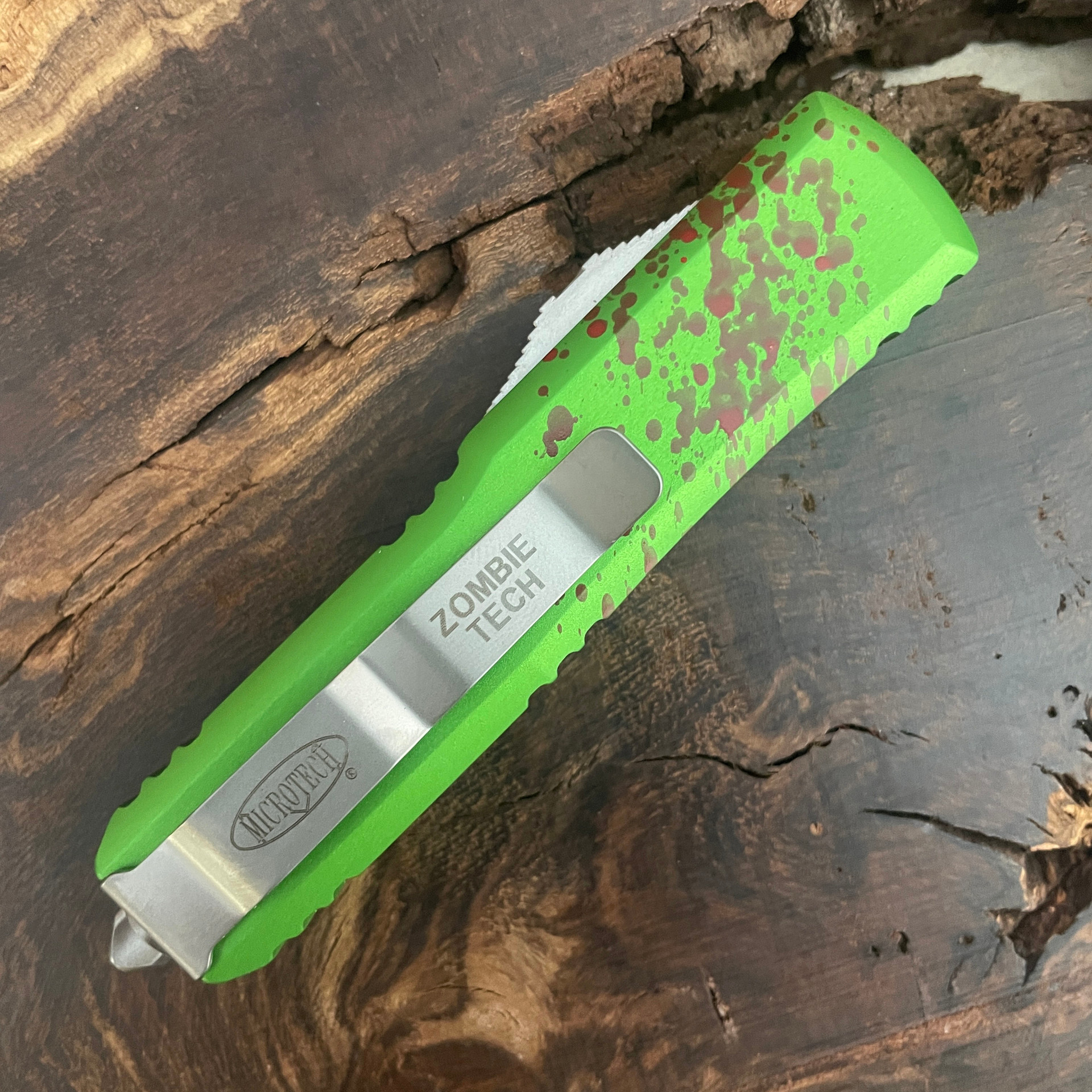 Microtech UTX-85 D/E Zombietech Stonewash Standard 232-10Z | American ...